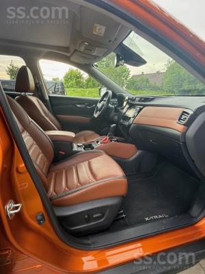 Orange Nissan X-Trail 2020 in Riga, with an engine capacity of 1.70 L and mileage of 73 thousand km for 19500 €, photo 10 on AUTOMOTO.COM.LV