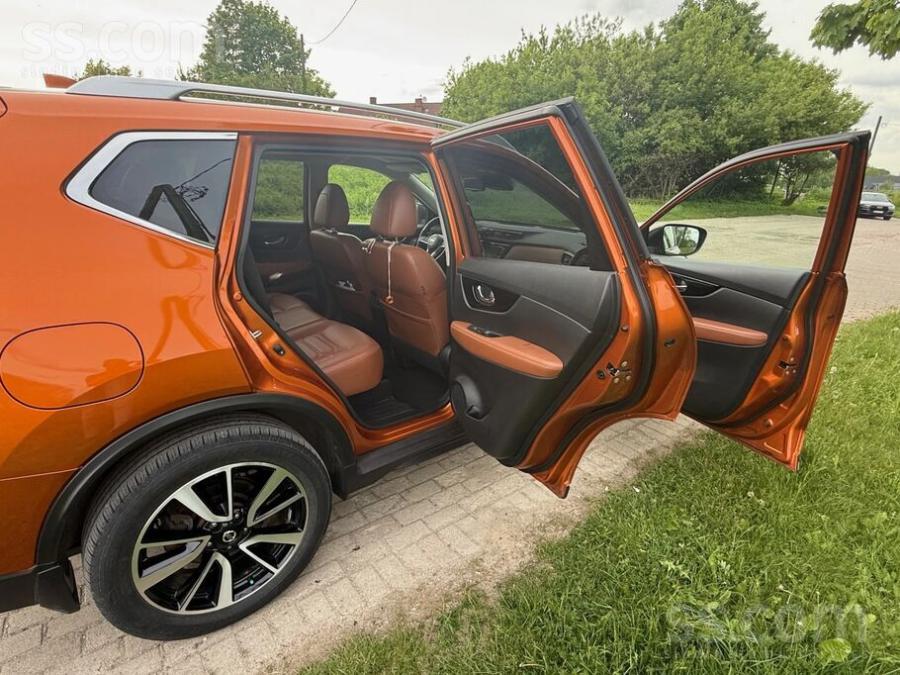Orange Nissan X-Trail 2020 in Riga, with an engine capacity of 1.70 L and mileage of 73 thousand km for 19500 €, photo 11 on AUTOMOTO.COM.LV