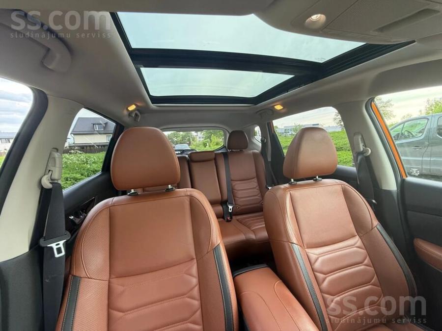 Orange Nissan X-Trail 2020 in Riga, with an engine capacity of 1.70 L and mileage of 73 thousand km for 19500 €, photo 14 on AUTOMOTO.COM.LV