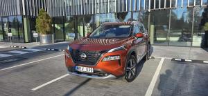 Oranžs Nissan X-Trail 2023 Kauņa, ar dzinēja tilpumu 1.50 L un nobraukumu 54 tūkst. km par 33950 €, foto  vietnē AUTOMOTO.COM.LV