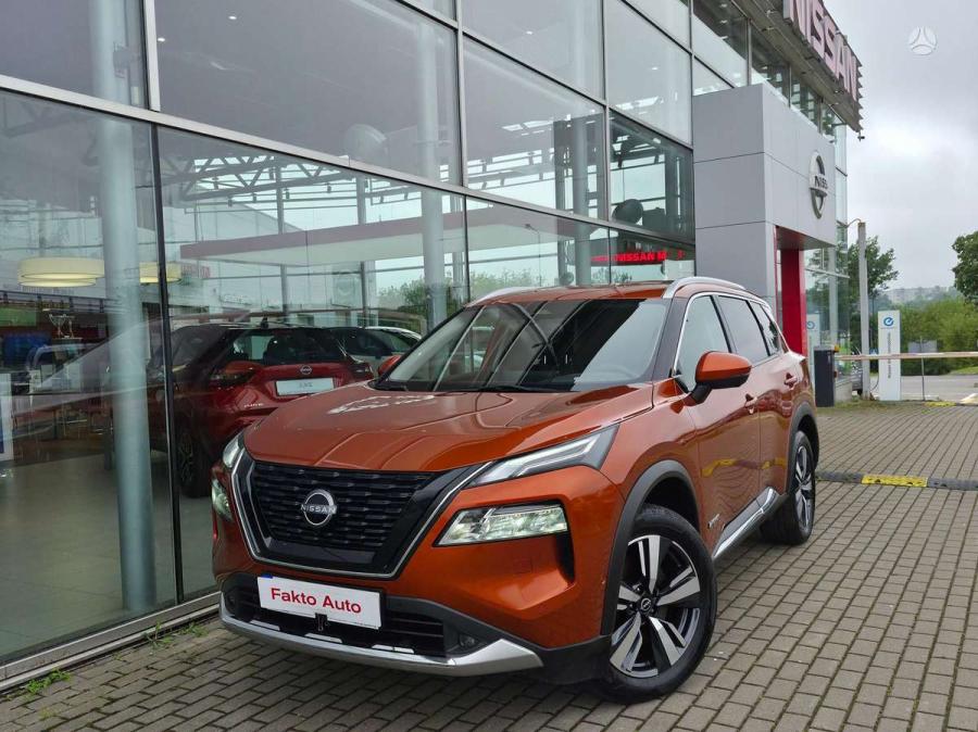 Orange Nissan X-Trail 2023 in Vilnius, with an engine capacity of 1.50 L and mileage of 55 thousand km for 34500 €, photo 1 on AUTOMOTO.COM.LV