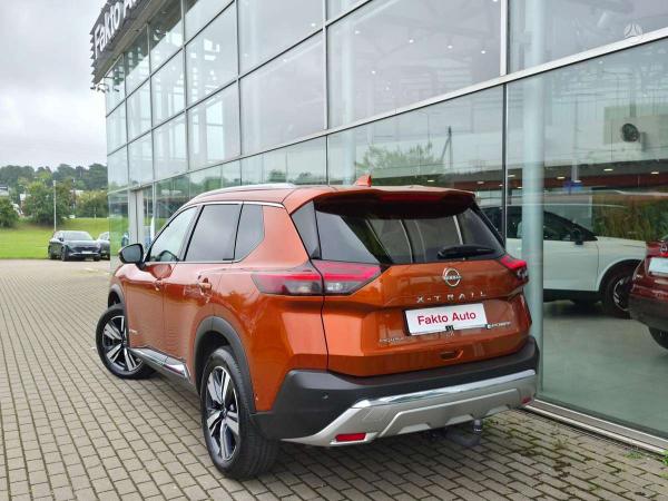 Oranžs Nissan X-Trail 2023 Viļņa, ar dzinēja tilpumu 1.50 L un nobraukumu 55 tūkst. km par 34500 €, foto 3 vietnē AUTOMOTO.COM.LV