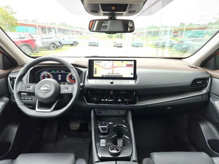 Orange Nissan X-Trail 2023 in Vilnius, with an engine capacity of 1.50 L and mileage of 55 thousand km for 34500 €, photo 14 on AUTOMOTO.COM.LV