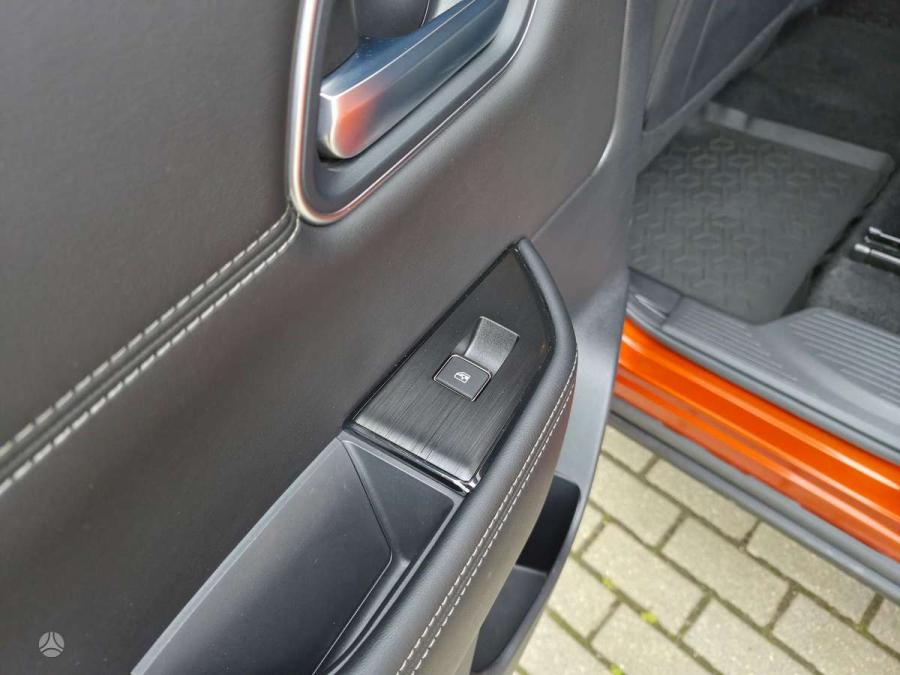Orange Nissan X-Trail 2023 in Vilnius, with an engine capacity of 1.50 L and mileage of 55 thousand km for 34500 €, photo 27 on AUTOMOTO.COM.LV