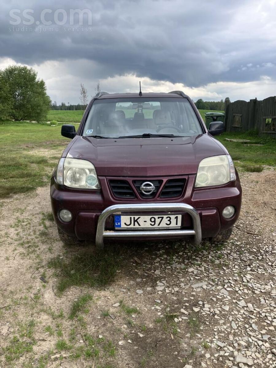Sarkans Nissan X-Trail 2002 Cēsis, ar dzinēja tilpumu 2.00 L un nobraukumu 0 tūkst. km par 900 €, foto 1 vietnē AUTOMOTO.COM.LV