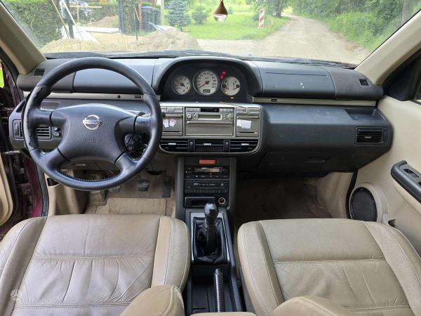 Sarkans Nissan X-Trail 2002 Viļņa, ar dzinēja tilpumu 2.20 L un nobraukumu 285 tūkst. km par 1200 €, foto 3 vietnē AUTOMOTO.COM.LV
