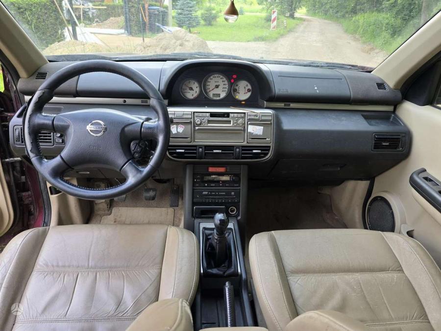 Sarkans Nissan X-Trail 2002 Viļņa, ar dzinēja tilpumu 2.20 L un nobraukumu 285 tūkst. km par 1200 €, foto 4 vietnē AUTOMOTO.COM.LV