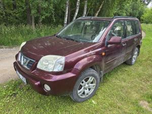 Sarkans Nissan X-Trail 2002 Viļņa, ar dzinēja tilpumu 2.20 L un nobraukumu 285 tūkst. km par 1200 €, foto 8 vietnē AUTOMOTO.COM.LV