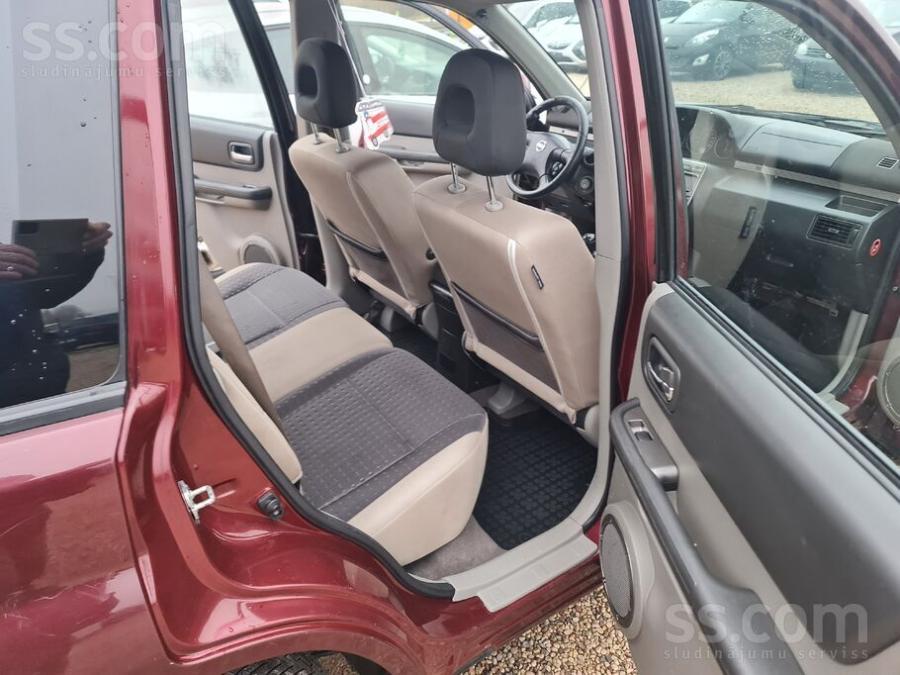 Sarkans Nissan X-Trail 2003 Cēsis, ar dzinēja tilpumu 2.20 L un nobraukumu 213 tūkst. km par 2350 €, foto 11 vietnē AUTOMOTO.COM.LV