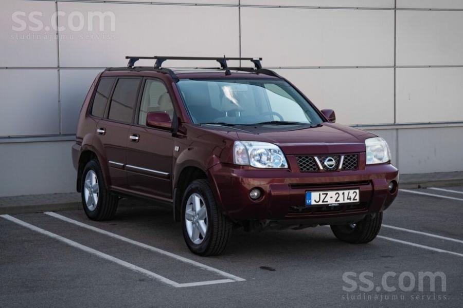 Красный Ниссан ИксТрейл 2005 в Рига, объемом двигателя 2.20 л и пробегом 232 тыс. км за 3490 €, фото 4 на AUTOMOTO.COM.LV