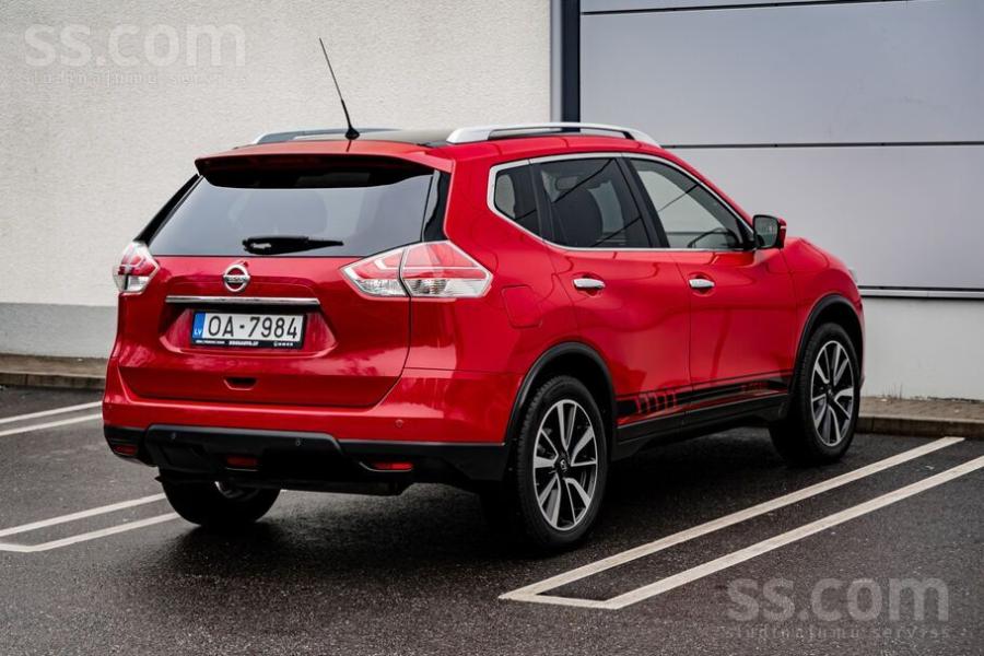 Red Nissan X-Trail 2014 in Riga, with an engine capacity of 1.60 L and mileage of 0 thousand km for 10250 €, photo 4 on AUTOMOTO.COM.LV