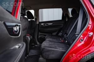 Red Nissan X-Trail 2014 in Riga, with an engine capacity of 1.60 L and mileage of 0 thousand km for 10250 €, photo 12 on AUTOMOTO.COM.LV