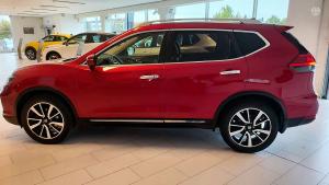 Red Nissan X-Trail 2018 in Siauliai, with an engine capacity of 1.60 L and mileage of 65 thousand km for 16400 €, photo 6 on AUTOMOTO.COM.LV
