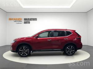 Red Nissan X-Trail 2018 in Riga, with an engine capacity of 1.60 L and mileage of 65 thousand km for 16990 €, photo 4 on AUTOMOTO.COM.LV