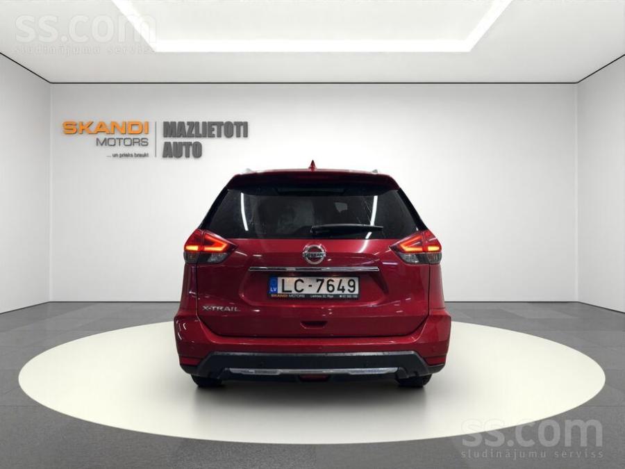 Red Nissan X-Trail 2018 in Riga, with an engine capacity of 1.60 L and mileage of 65 thousand km for 16990 €, photo 6 on AUTOMOTO.COM.LV