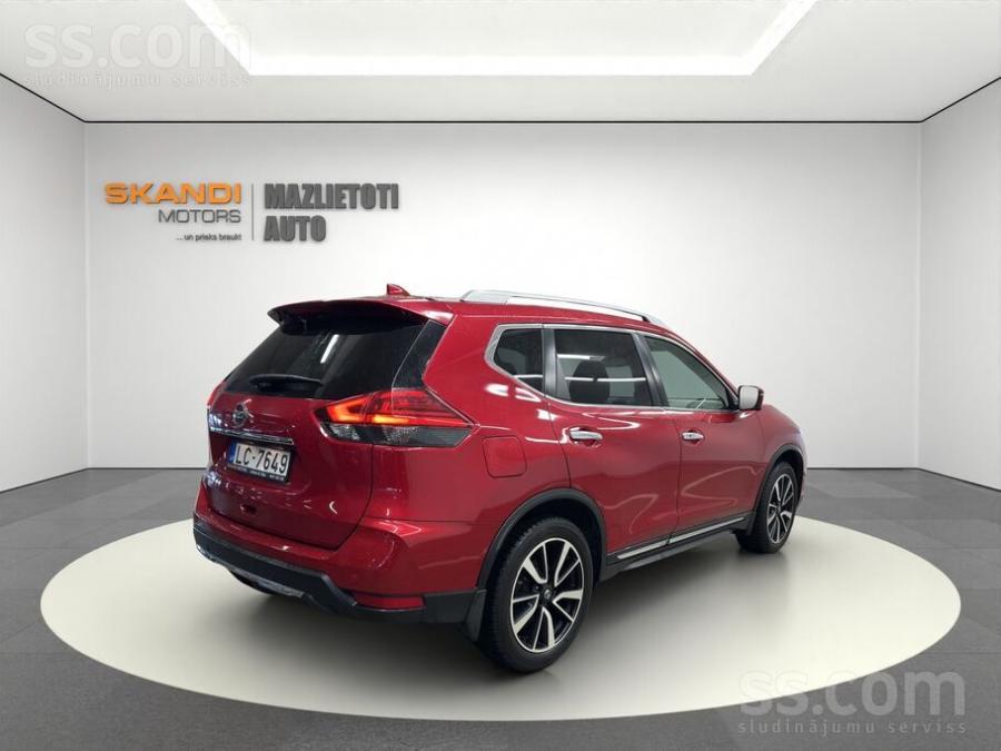 Red Nissan X-Trail 2018 in Riga, with an engine capacity of 1.60 L and mileage of 65 thousand km for 16990 €, photo 7 on AUTOMOTO.COM.LV