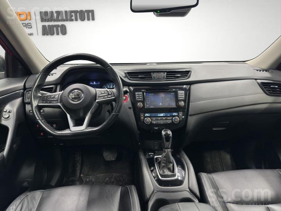 Red Nissan X-Trail 2018 in Riga, with an engine capacity of 1.60 L and mileage of 65 thousand km for 16990 €, photo 15 on AUTOMOTO.COM.LV