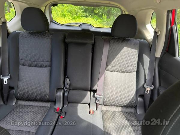Red Nissan X-Trail 2020 in Tallinn, with an engine capacity of 1.30 L and mileage of 149 thousand km for 15000 €, photo 9 on AUTOMOTO.COM.LV