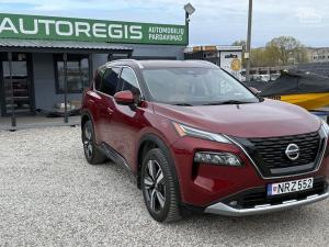 Red Nissan X-Trail 2021 in Kretinga, with an engine capacity of 2.50 L and mileage of 68 thousand km for 24999 €, photo 3 on AUTOMOTO.COM.LV
