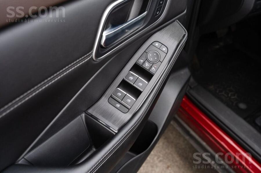 Sarkans Nissan X-Trail 2023 Rīga, ar dzinēja tilpumu 1.50 L un nobraukumu 40 tūkst. km par 33900 €, foto 13 vietnē AUTOMOTO.COM.LV