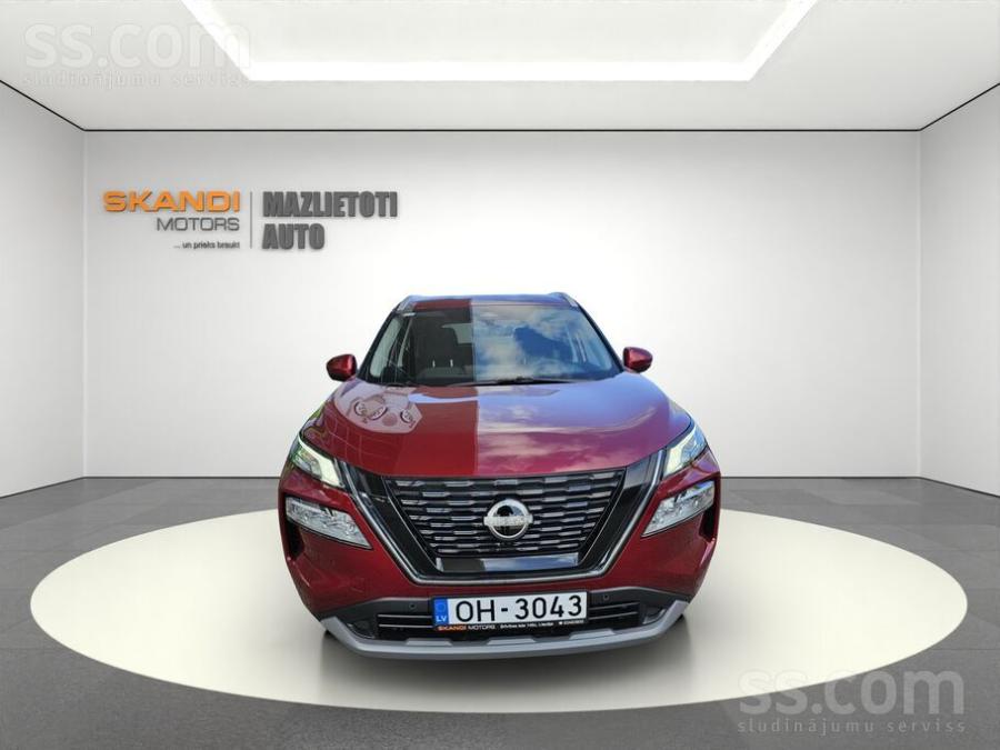 Red Nissan X-Trail 2025 in Liepaja, with an engine capacity of 1.50 L and mileage of 2 thousand km for 39270 €, photo 3 on AUTOMOTO.COM.LV