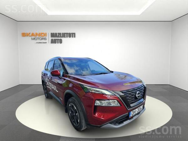 Red Nissan X-Trail 2025 in Liepaja, with an engine capacity of 1.50 L and mileage of 2 thousand km for 39270 €, photo 3 on AUTOMOTO.COM.LV