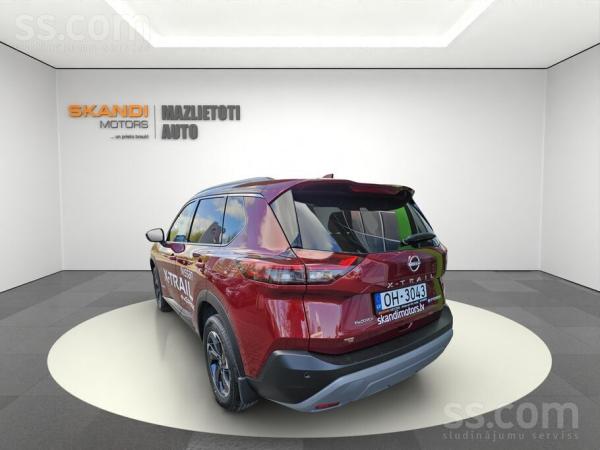 Red Nissan X-Trail 2025 in Liepaja, with an engine capacity of 1.50 L and mileage of 2 thousand km for 39270 €, photo 4 on AUTOMOTO.COM.LV