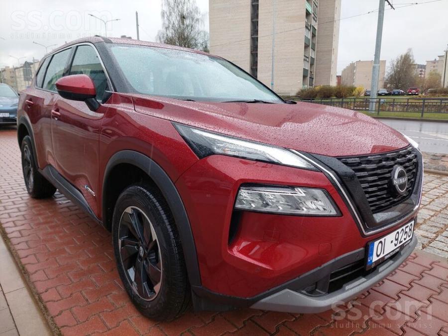 Sarkans Nissan X-Trail 2026 Daugavpils, ar dzinēja tilpumu 1.50 L un nobraukumu 3 tūkst. km par 39773 €, foto 4 vietnē AUTOMOTO.COM.LV