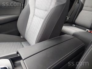 Sarkans Nissan X-Trail 2026 Daugavpils, ar dzinēja tilpumu 1.50 L un nobraukumu 3 tūkst. km par 39773 €, foto 24 vietnē AUTOMOTO.COM.LV
