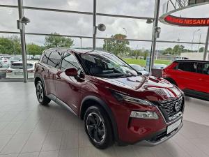 Sarkans Nissan X-Trail 2026 Viļņa, ar dzinēja tilpumu 0.00 L un nobraukumu 0 tūkst. km par 40900 €, foto 7 vietnē AUTOMOTO.COM.LV
