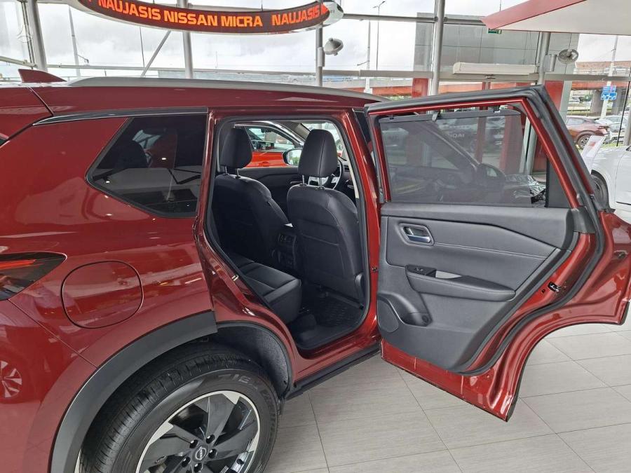 Sarkans Nissan X-Trail 2026 Viļņa, ar dzinēja tilpumu 0.00 L un nobraukumu 0 tūkst. km par 40900 €, foto 8 vietnē AUTOMOTO.COM.LV