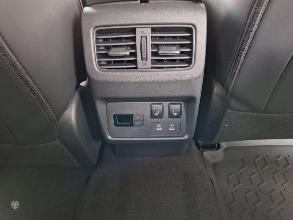 Red Nissan X-Trail 2026 in Vilnius, with an engine capacity of 0.00 L and mileage of 0 thousand km for 40900 €, photo 9 on AUTOMOTO.COM.LV