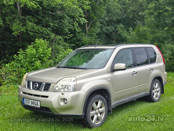 Nissan X-Trail 2009 in Tallinn, with an engine capacity of 2.50 L and mileage of 329 thousand km for 2990 €, photo 1 on AUTOMOTO.COM.LV