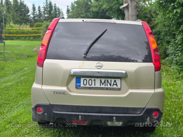 Nissan X-Trail 2009 in Tallinn, with an engine capacity of 2.50 L and mileage of 329 thousand km for 2990 €, photo 6 on AUTOMOTO.COM.LV