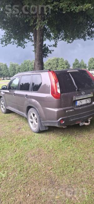 Violets Nissan X-Trail 2011 Rēzekne, ar dzinēja tilpumu 2.00 L un nobraukumu 678 tūkst. km par 3500 €, foto 4 vietnē AUTOMOTO.COM.LV
