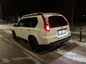 White Nissan X-Trail 2008 in Vilnius, with an engine capacity of 2.00 L and mileage of 461 thousand km for 4650 €, photo 4 on AUTOMOTO.COM.LV