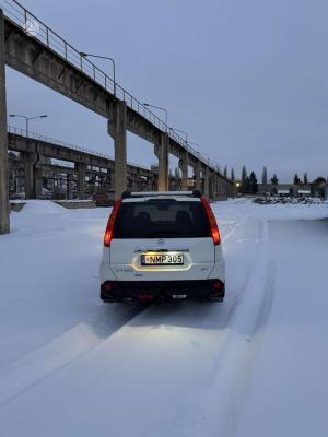 Balts Nissan X-Trail 2008 Panevēža, ar dzinēja tilpumu 2.00 L un nobraukumu 418 tūkst. km par 4400 €, foto 3 vietnē AUTOMOTO.COM.LV