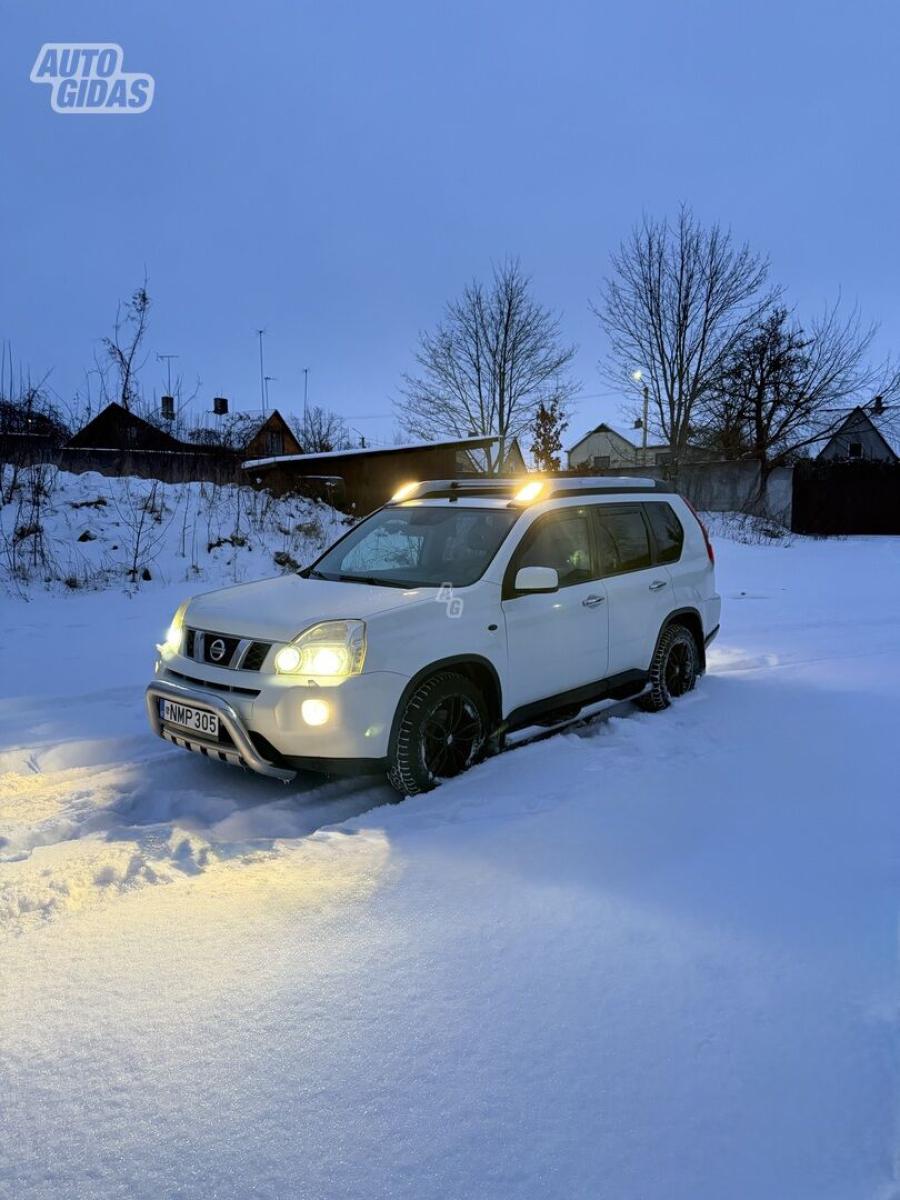 Balts Nissan X-Trail 2008 Panevēža, ar dzinēja tilpumu 2.00 L un nobraukumu 418 tūkst. km par 4400 €, foto 7 vietnē AUTOMOTO.COM.LV