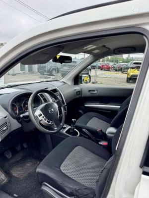 Balts Nissan X-Trail 2008 Kauņa, ar dzinēja tilpumu 2.00 L un nobraukumu 346 tūkst. km par 3800 €, foto 9 vietnē AUTOMOTO.COM.LV