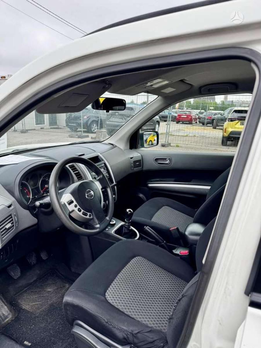 Balts Nissan X-Trail 2008 Kauņa, ar dzinēja tilpumu 2.00 L un nobraukumu 346 tūkst. km par 3800 €, foto 9 vietnē AUTOMOTO.COM.LV