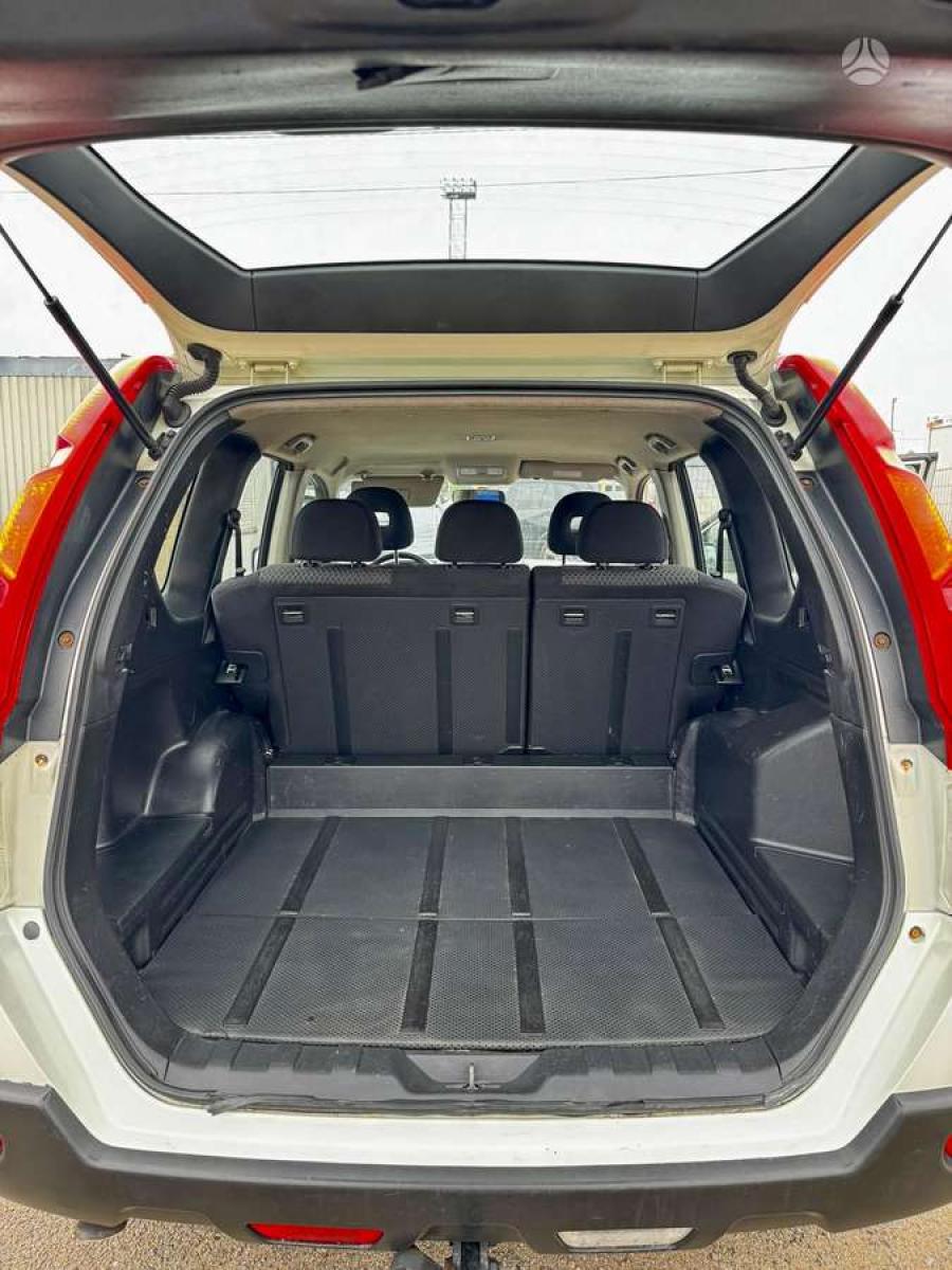 Balts Nissan X-Trail 2008 Kauņa, ar dzinēja tilpumu 2.00 L un nobraukumu 346 tūkst. km par 3800 €, foto 17 vietnē AUTOMOTO.COM.LV
