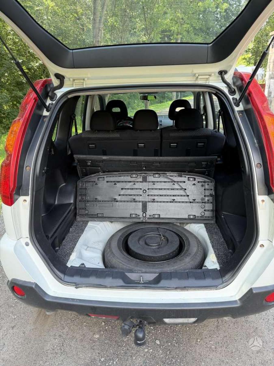 Balts Nissan X-Trail 2008 Kauņa, ar dzinēja tilpumu 2.00 L un nobraukumu 346 tūkst. km par 2999 €, foto 12 vietnē AUTOMOTO.COM.LV