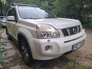 Balts Nissan X-Trail 2008 Rīga, ar dzinēja tilpumu 2.50 L un nobraukumu 304 tūkst. km par 1900 €, foto 3 vietnē AUTOMOTO.COM.LV