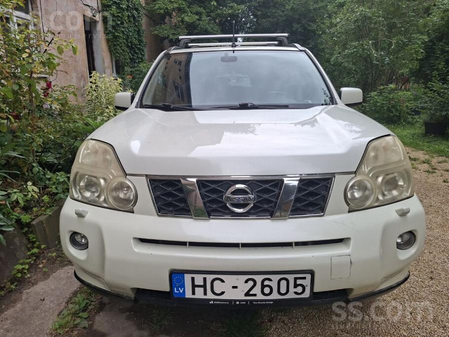 Balts Nissan X-Trail 2008 Rīga, ar dzinēja tilpumu 2.50 L un nobraukumu 304 tūkst. km par 1900 €, foto 4 vietnē AUTOMOTO.COM.LV