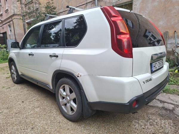 Nissan X-Trail 2008 RÄ«ga vietnÄ Balts Nissan X-Trail 2008 RÄ«ga, ar dzinÄja tilpumu 2.50 L un nobraukumu 304 tÅ«kst. km par 1900 ā¬, foto 6 vietnÄ AUTOMOTO.COM.LV