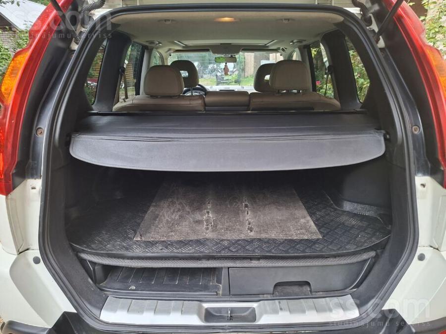 Balts Nissan X-Trail 2008 Rīga, ar dzinēja tilpumu 2.50 L un nobraukumu 304 tūkst. km par 1900 €, foto 9 vietnē AUTOMOTO.COM.LV