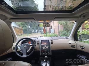 Balts Nissan X-Trail 2008 Rīga, ar dzinēja tilpumu 2.50 L un nobraukumu 304 tūkst. km par 1900 €, foto 14 vietnē AUTOMOTO.COM.LV