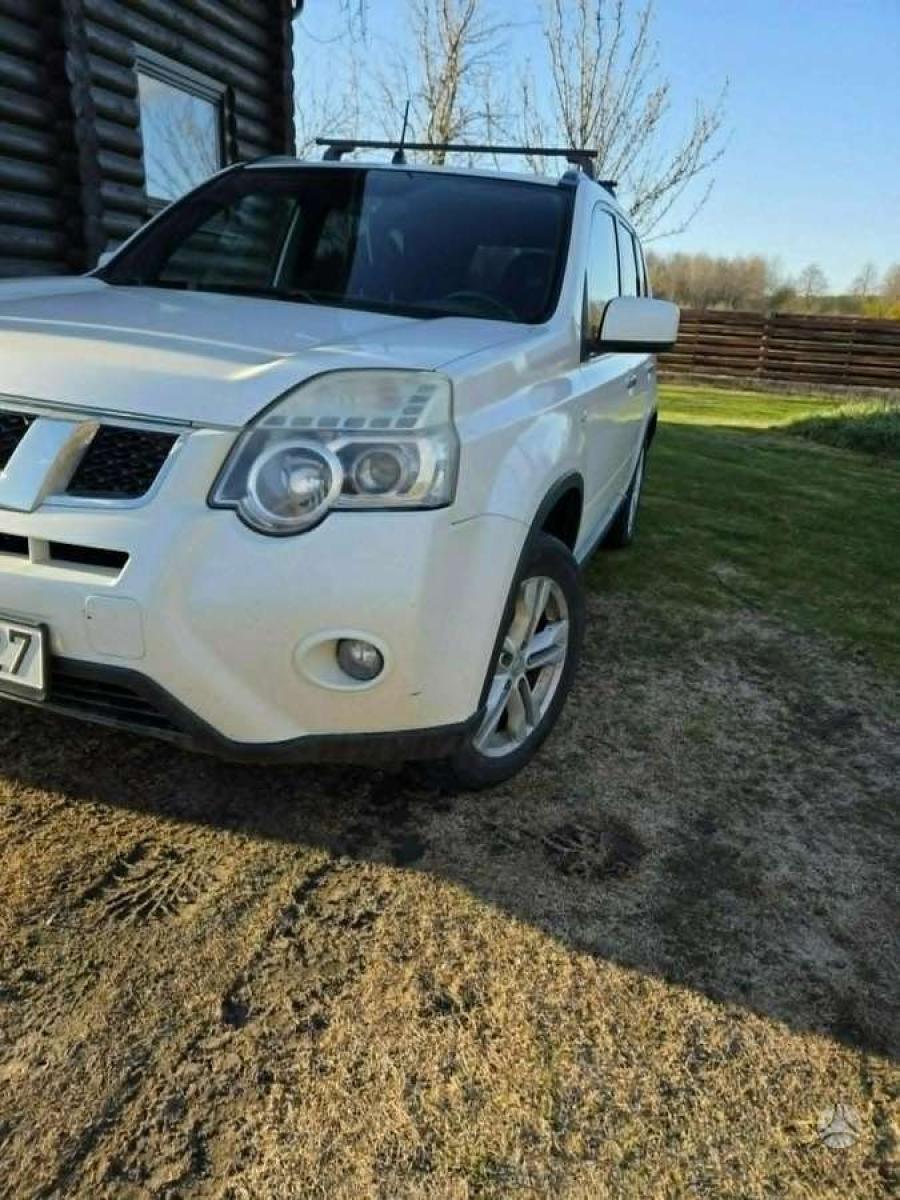 Balts Nissan X-Trail 2011 Viļņa, ar dzinēja tilpumu 2.00 L un nobraukumu 180 tūkst. km par 5500 €, foto 9 vietnē AUTOMOTO.COM.LV