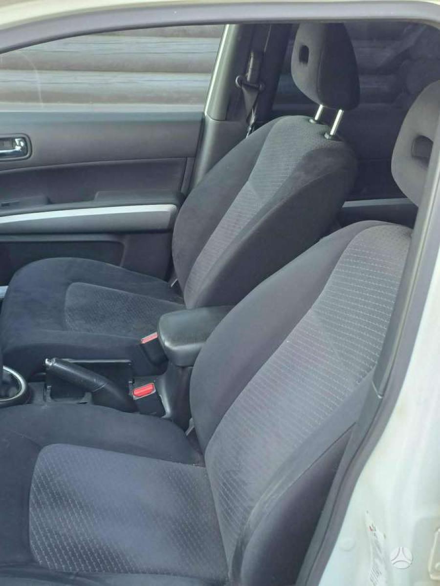 Balts Nissan X-Trail 2011 Viļņa, ar dzinēja tilpumu 2.00 L un nobraukumu 180 tūkst. km par 5500 €, foto 10 vietnē AUTOMOTO.COM.LV