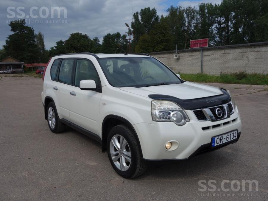 Balts Nissan X-Trail 2011 Rīga, ar dzinēja tilpumu 2.00 L un nobraukumu 235 tūkst. km par 6550 €, foto 3 vietnē AUTOMOTO.COM.LV